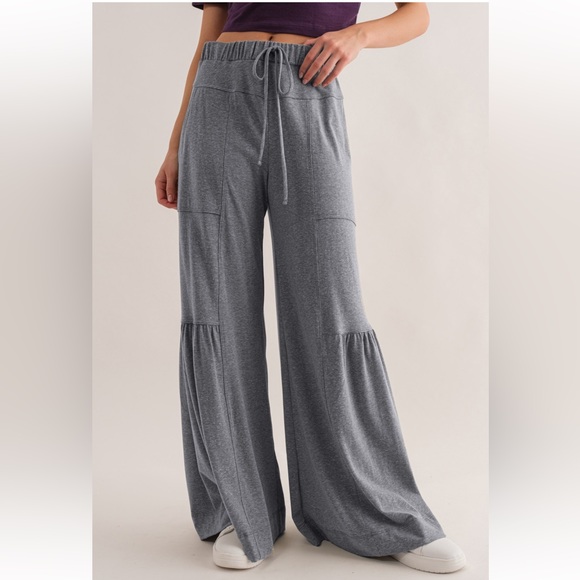 ShopEvelynne | Pants & Jumpsuits | 44 Solid Tiered Wide Leg Flare Pants ...